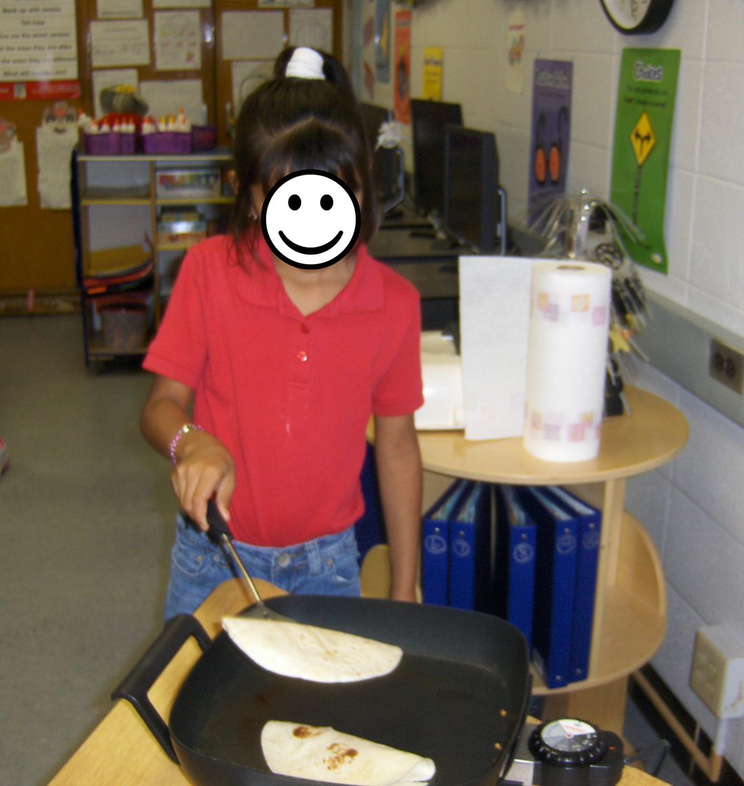 Cinco de Mayo Activities- Chicks and Salsa sequencing - Love Teaching Kids